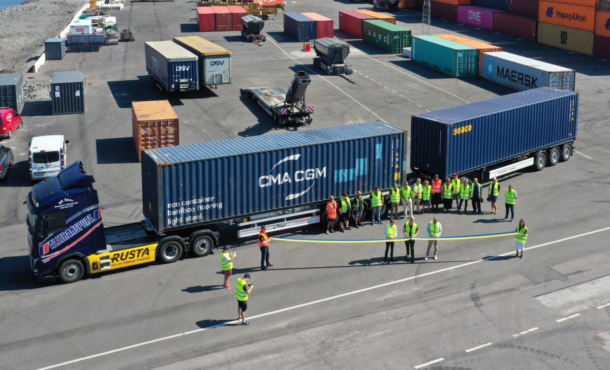 Första eldrivna HCT-ekipaget i regionen trafikerar Norrköpings Hamn ...